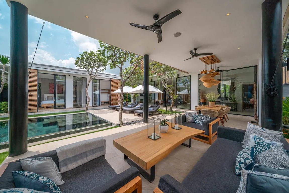 Villa Vida Mira: 4 Bedroom Villa in Canggu for RENT